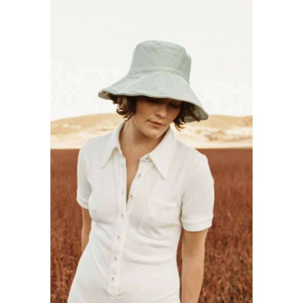Freya | Accessories | New Freya Womens Cassia Short Brim Bucket Hat In ...